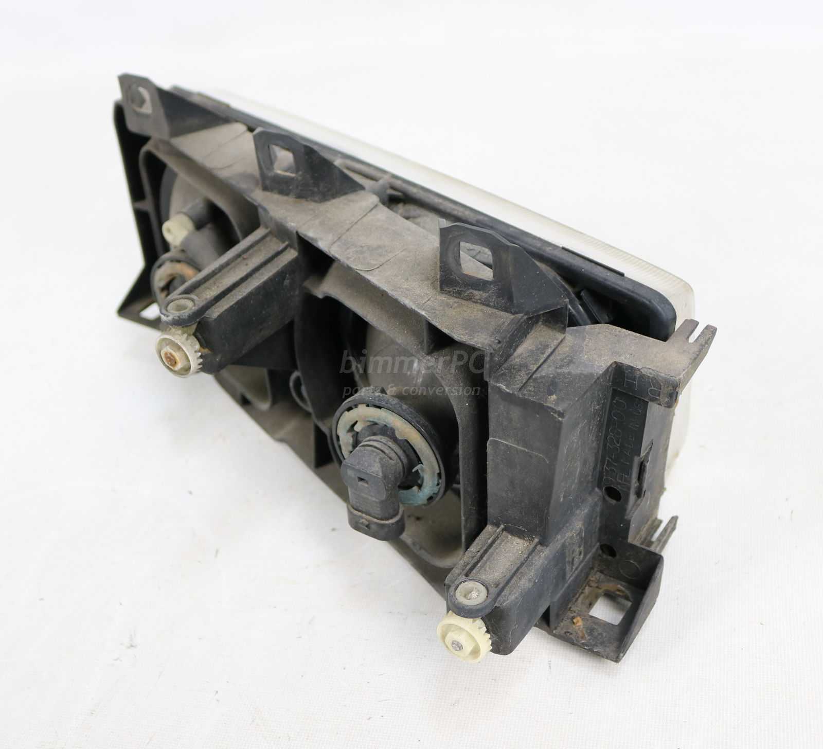 BMW E36 3-Series Factory Right Front Passengers Headlight Lamp 1992 ...