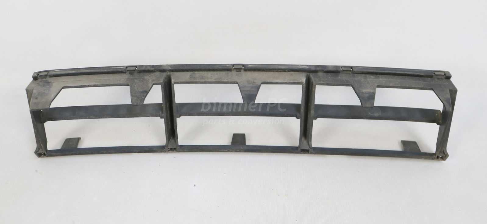 BMW E39 5-Series Front Bumper Center LowerGrille Vent Valence Trim 1997 ...